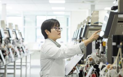 '미·중 패권' 틈새 노리는 K제약…너도나도 "CDMO 진출" : ZUM 뉴스