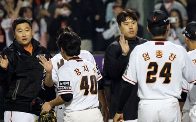 KBO 100승 달성한 한화 류현진 : ZUM 뉴스