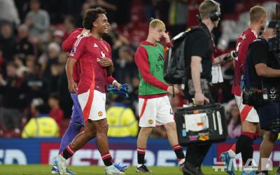 '신입생 지르크지 데뷔골' 맨유, EPL 개막전서 풀럼에 1-0 승리 : ZUM 뉴스