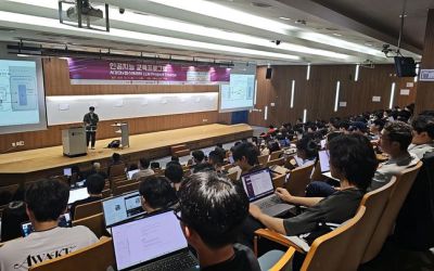 서강대, AI기업 업스 테이지와 LLM 프로젝트 개최 : ZUM 뉴스