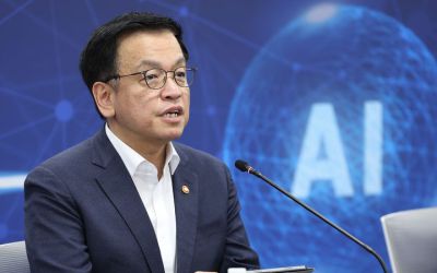 최 대행 "가용자원 총동원 AI 'G3' 도약…최고 수준 AI 모델 개발" : ZUM 뉴스