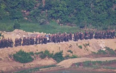 [종합] 북한, 군사분계선 또 침범…DMZ에 수백m 대전차방벽 설치도 : ZUM 뉴스