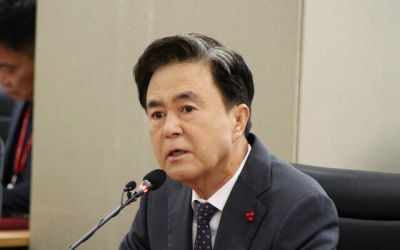 김태흠 충남지사 "진영 유불리 접근 안타까워" : ZUM 뉴스