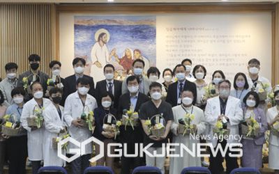 의정부성모병원, '부활절의 기쁨'을...유관기관에 부활계란 바구니 나눔 : ZUM 뉴스