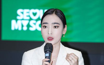 [GJ포토] 인사말 하는 몽골 배우 둘건 어드후(Dulguun Odkhuu) (2024 서울콘 몽골 컨퍼런스) : ZUM 뉴스