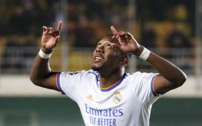 레알 마드리드, UCL 16강 진출 "25년 연속이야!" : ZUM 뉴스