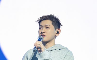 크러쉬, 3일간 KSPO돔 꽉 채운 단독 콘서트 성료 : ZUM 뉴스