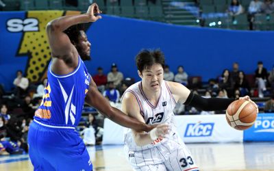 [포토]KCC 이승현의 돌파 : ZUM 뉴스