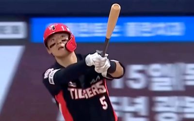 ‘기록제조기’ KIA 김도영...짜릿했던 최연소-최소경기 30-30 [다시 보는 2024 KBO] : ZUM 뉴스