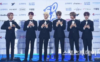 [ST포토] NCT드림, 자유로운 포즈 : ZUM 뉴스
