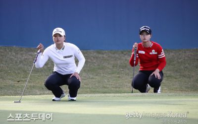 LPGA-KLPGA 선수들의 자존심 대결, 올해는 못본다 [ST스페셜] : ZUM 뉴스