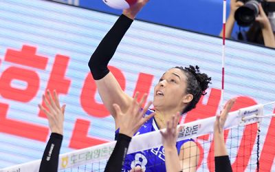 [ST포토] 산타나 '가볍게' : ZUM 뉴스