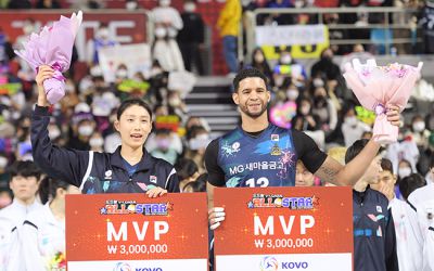 '올스타전 MVP' 레오 "은퇴하기 전 우승컵 꼭 들어 올리고 싶다" : ZUM 뉴스