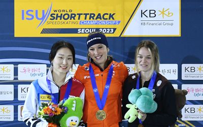 '세계선수권 1500m 은메달 획득' 최민정 "아쉬운 결과…하지만 후회 없다" : ZUM 뉴스