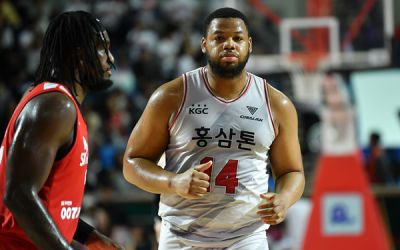 '스펠맨 후반에만 16점' KGC, SK 꺾고 시리즈 전적 2승1패 : ZUM 뉴스