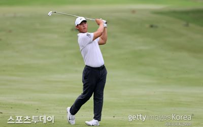김주형·임성재, PGA 투어 PO 1차전 3R 공동 6위…글로버 선두 질주 : ZUM 뉴스