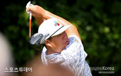 임성재, PGA PO 2차전 1R 공동 12위…선두권과 3타 차 : ZUM 뉴스