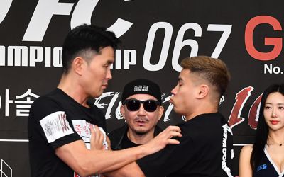 [ST포토] 윤형빈 도발하는 쇼유 니키 : ZUM 뉴스