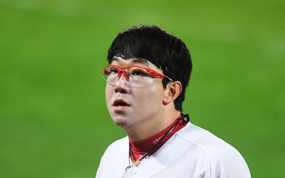 '5.1이닝 1자책 호투' 양현종, KS 2차전 MVP 선정…김도영은 결승타상 : ZUM 뉴스