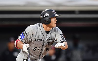 KT, FA 엄상백 보상선수로 외야수 장진혁 지명…나도현 단장 "야수진 뎁스 강화" : ZUM 뉴스