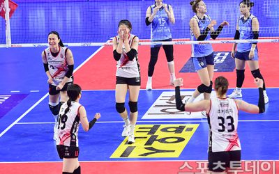 [ST포토] 정관장, IBK에 3-2 진땀 승 : ZUM 뉴스