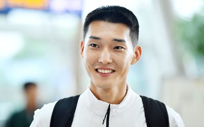 '스마일 점퍼' 우승혁, 시즌 첫 대회서 2m31로 우승 : ZUM 뉴스