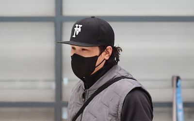 [ST포토] 김선빈, 잠시 귀국 : ZUM 뉴스