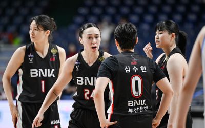 '김소니아 더블더블' BNK, 삼성생명 잡고 챔피언결정전 진출…우리은행과 맞대결 : ZUM 뉴스