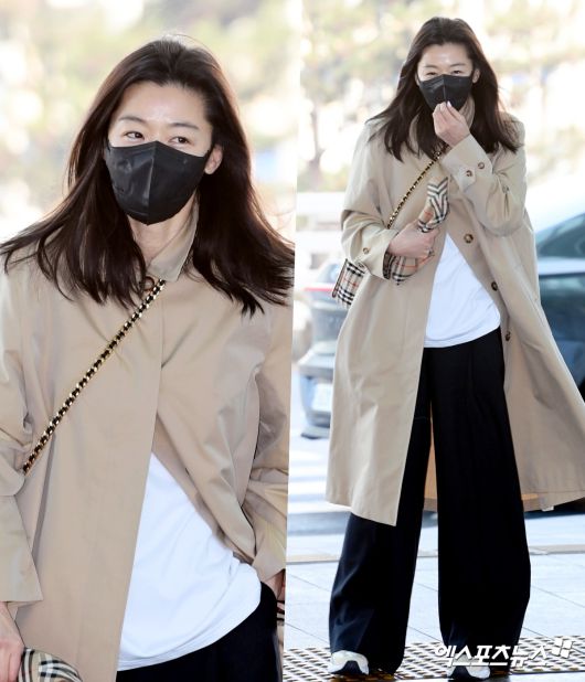 전지현 '173cm 피지컬로 완성한 찰떡 트렌치 핏'[엑's HD화보] : ZUM 뉴스