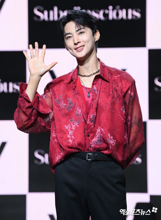 VAV 에이스 '보조개 왕자'[엑's HD포토] : ZUM 뉴스