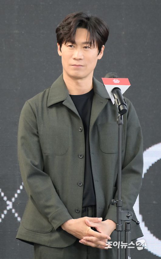 [27th BIFF] '몸값' 진선규 "팬티만 입은 노출신, 3시간 이상" : ZUM 뉴스