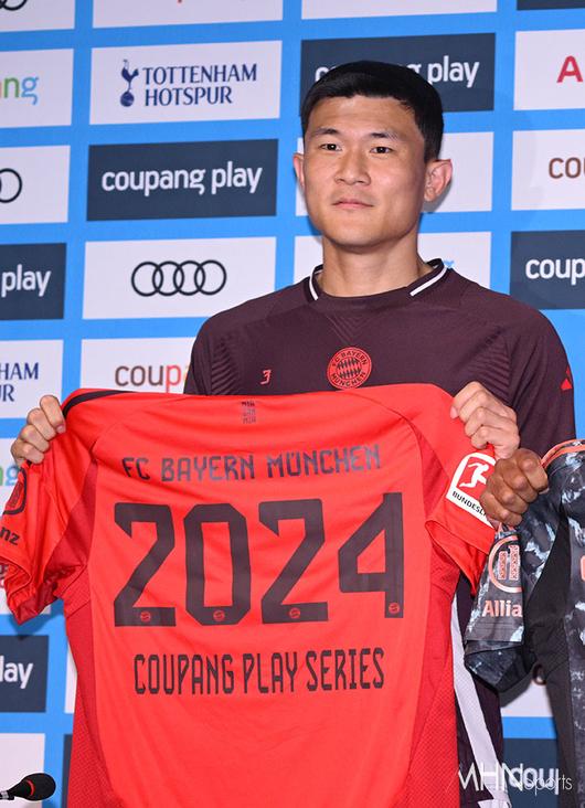 '역시 코리안 몬스터' 김민재, 반다이크와 철옹성 구축...월드베스트11 선정 : ZUM 뉴스