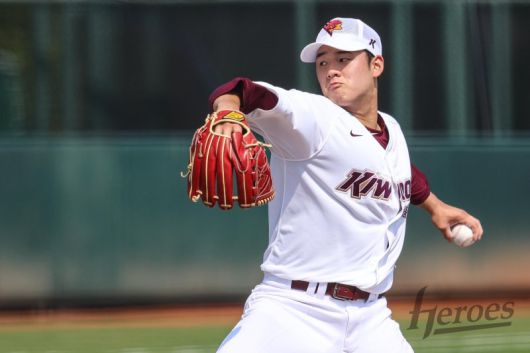 KBO 시범경기 개막전, 루키 돌풍 거셌다…빅3 정현우?정우주?배찬승 ‘대박 예감’ : ZUM 뉴스