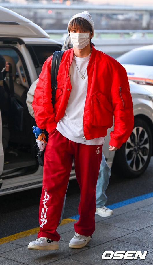 [사진]블랭키 영빈,'레드&화이트로 강렬하게' : ZUM 뉴스