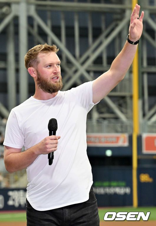 “사직에서 벌벌 떨었다는데…” 시라카와 잠실 입성 임박, 어떻게 56승 외인보다 높은 점수 얻었을까 : ZUM 뉴스