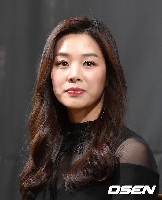 “가족=삶의 전부” 장신영, ♥강경준 불륜 언급하고 자녀는 삭제 됐다 [Oh!쎈 이슈] : ZUM 뉴스