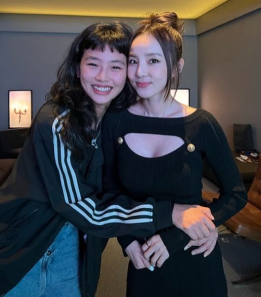 산다라박, 37kg 몸무게 믿어지지 않는 글래머 : ZUM 뉴스