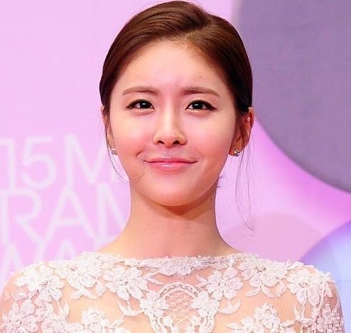 "가드레일 박고 쿨쿨" 배우 진예솔, 검찰 송치 : ZUM 뉴스