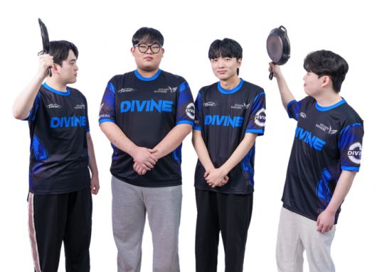 [PWS] 디바인 깜짝 데이 우승…'1황' DN 프릭스는 3주 연속 위클리 위너 달성 : ZUM 뉴스