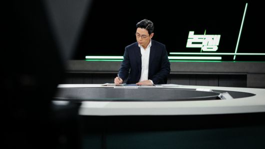 JTBC 시사토론 '논/쟁' 오늘 첫 방송…주제는 '명태균 특검' : ZUM 뉴스