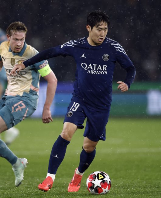 UCL 16강 확정, 韓리거 팀들의 챔피언스 우승 가능성은? : ZUM 뉴스