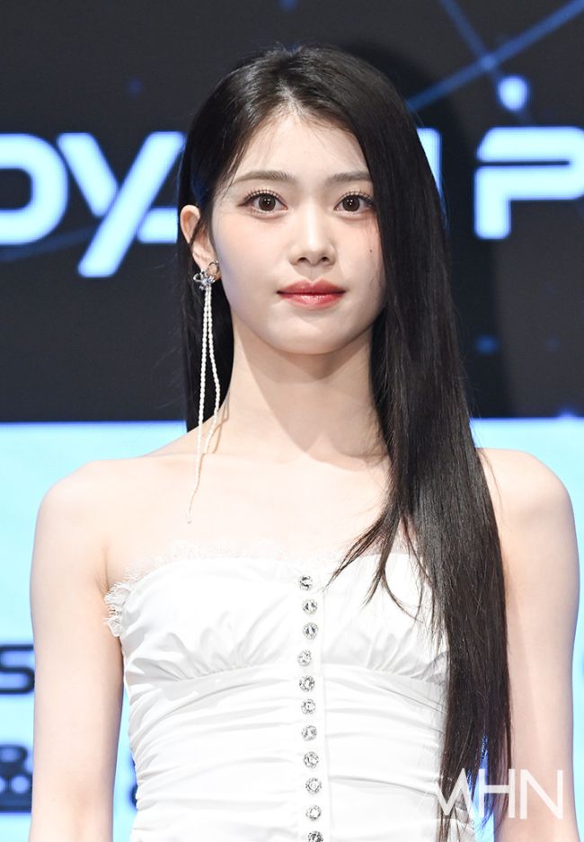 MHN스포츠 `스타블링Shot` | [포토] 케플러 샤오팅 `꽃미모` : ZUM 뉴스