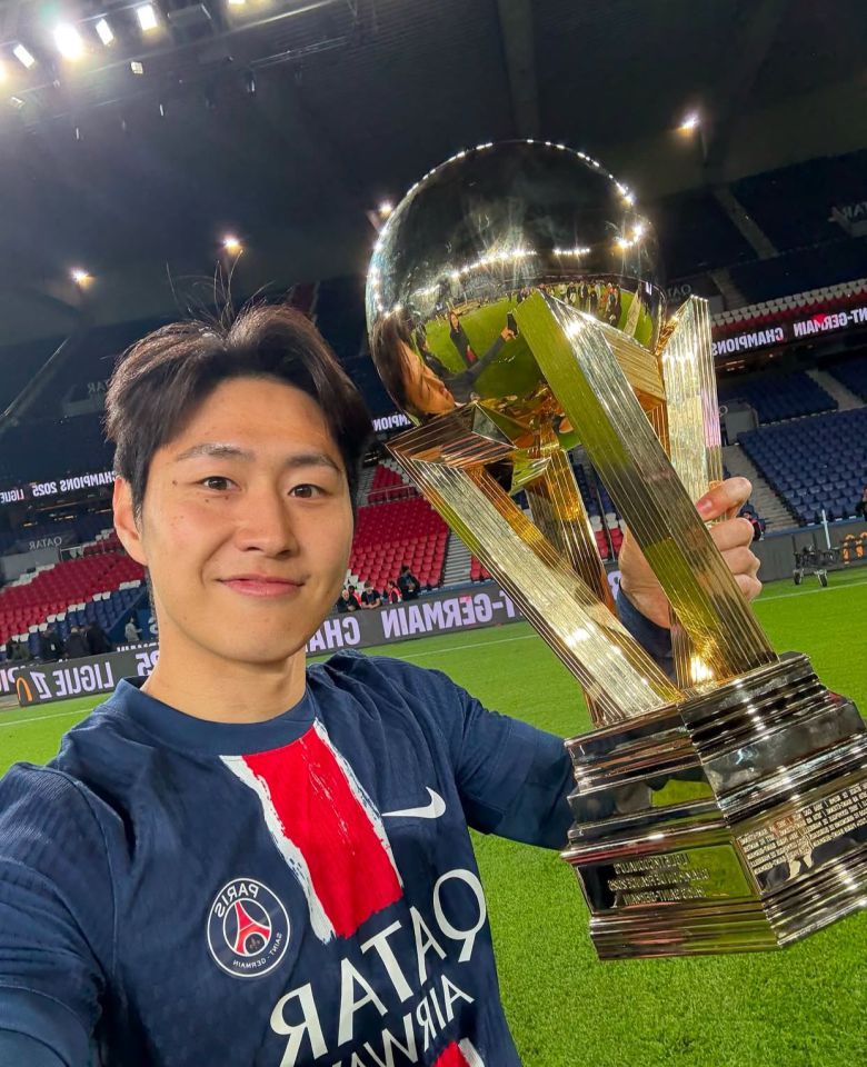 이강인 KDB와 한솥밥! 상상이 현실로→PSG, 나폴리와 원칙적 합의…LEE 입단 '이것' 남았다 : zum 뉴스