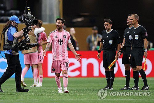 리오넬 메시 역시 대단하네! MLS 마이애미, 유럽 대표 포르투 격파하다…37세 축신, 환상 프리킥 골에 '찬사' 쏟아져 : zum 뉴스