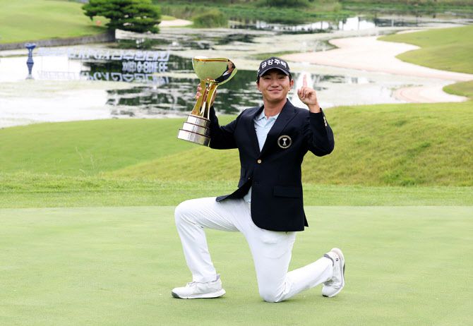 KPGA 상반기 결산...10개 대회서 탄생한 각종 기록은? : zum 뉴스