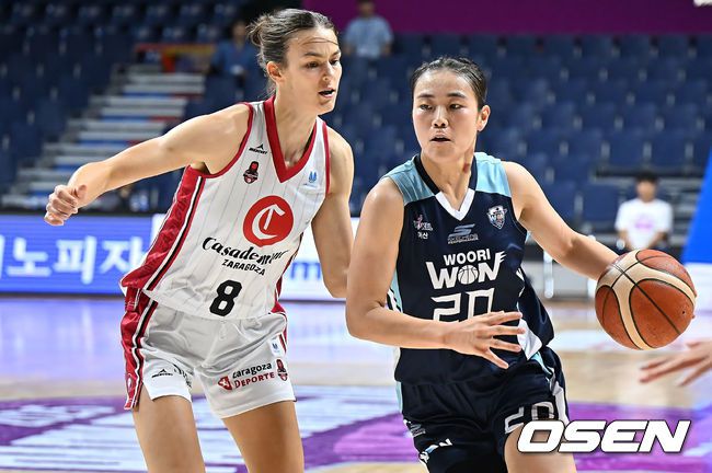 ‘최윤아 감독 데뷔승’ 신한은행, DVTK에 승리…해외팀 상대 WKBL 첫 승 : zum 뉴스