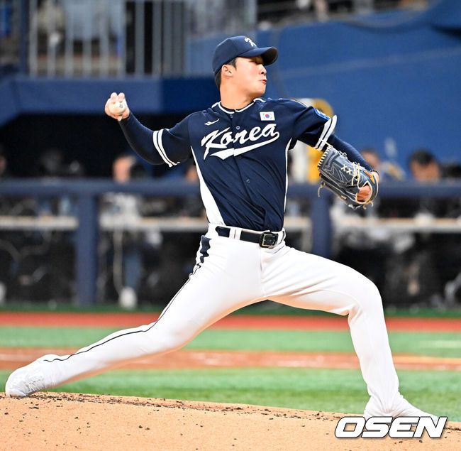 ‘152km 쾅!’ 22살 파이어볼러, 데뷔 첫 국가대표 등판 완벽했다…17구 2이닝 무실점 : zum 뉴스