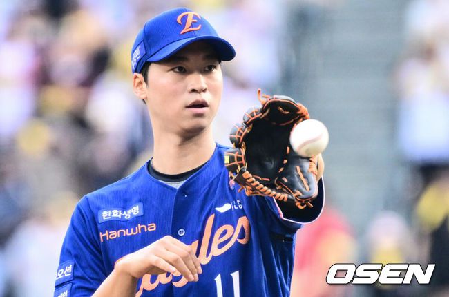 FA 이적생이 FA 보상선수로 친정팀 리턴?…'100억 강백호' 보상선수, '78억 엄상백' 시나리오 가능할까 : zum 뉴스