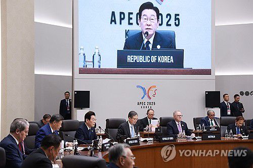 [경주APEC] 내년엔 중국에서…각국 정상들, 오후부터 속속 귀국길(종합) : zum 뉴스
