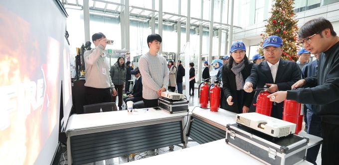 KOTRA, 안전 켜고 청렴 높인다…연말까지 'ESG 실천데이' 캠페인 : zum 뉴스